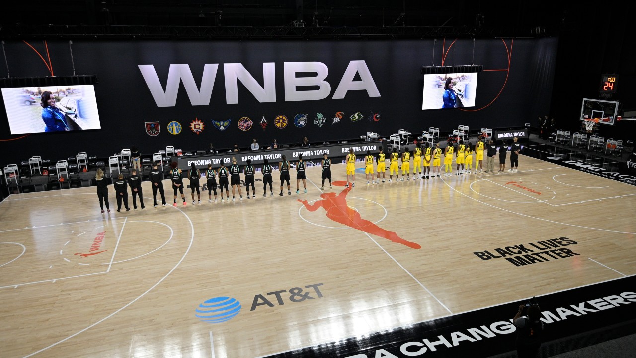 Liberty, Storm hold moment of silence for Breonna Taylor