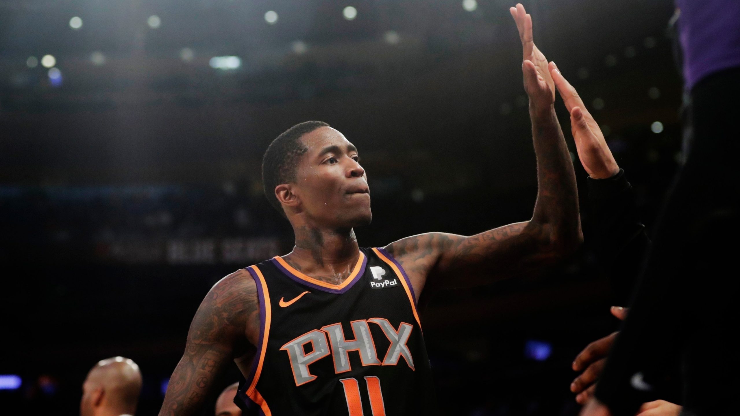 Crawford makes Nets debut, then leaves with hamstring injury