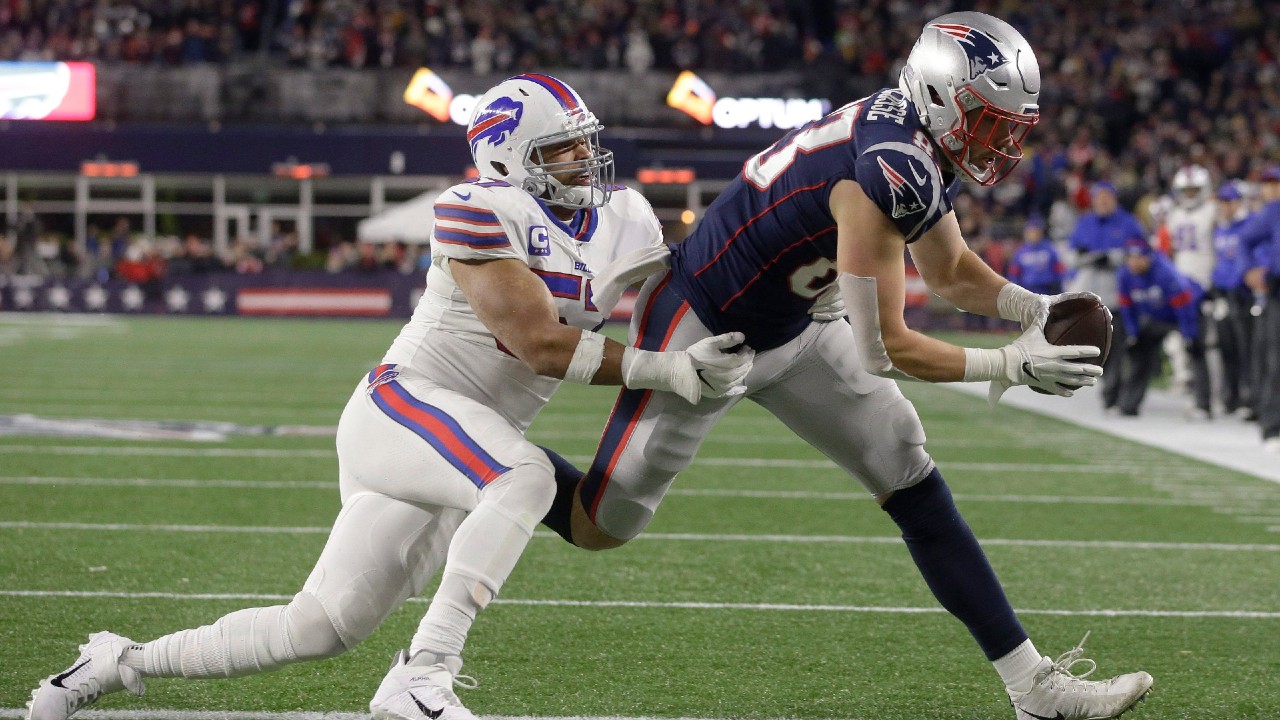 Marqise Lee, Matt LaCosse latest Patriots to opt out of playing