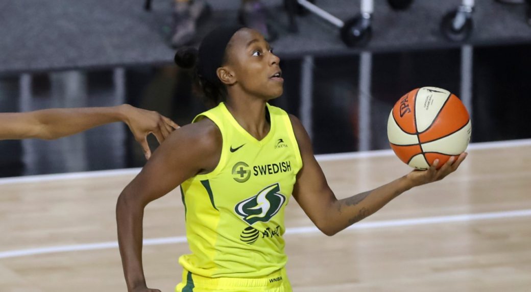 Jewell Loyd hits three pointer at buzzer as Storm top Sparks - Sportsnet.ca