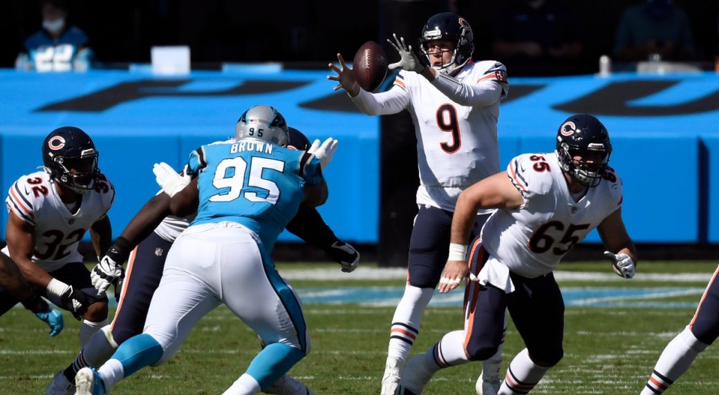 Foles, stingy defence lead Bears past Panthers