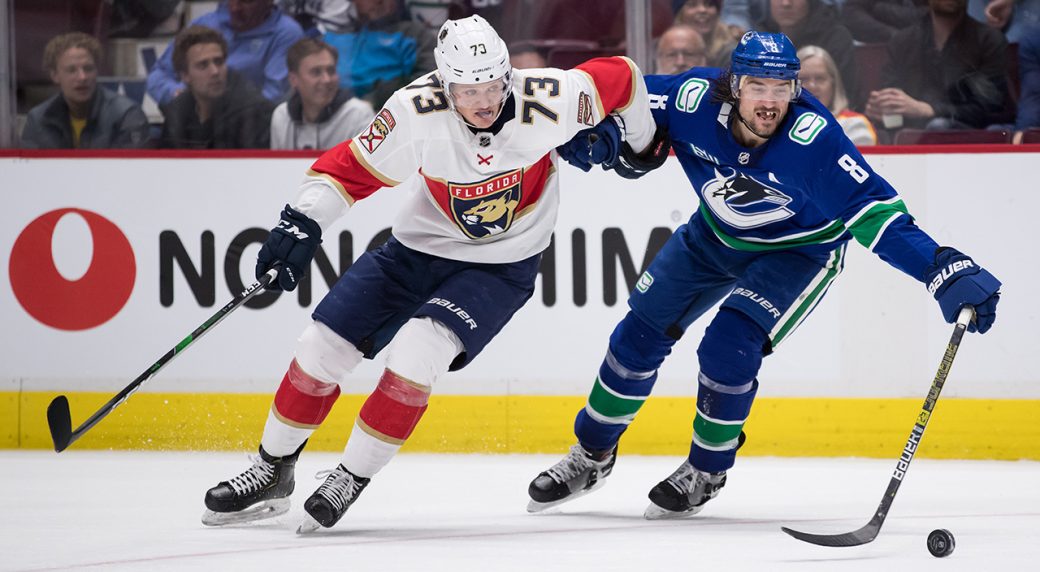 Coyotes sign forward Dryden Hunt to one-year, two-way deal