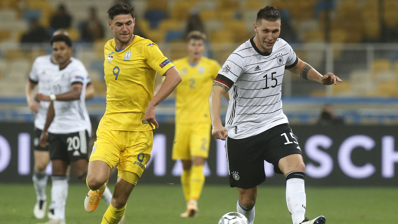 Germany's Niklas Sule positive for COVID-19, four more quarantined