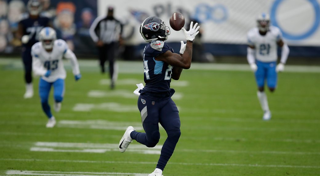 AP sources: Jets agree to deals with DE Lawson, WR Davis, LB Davis