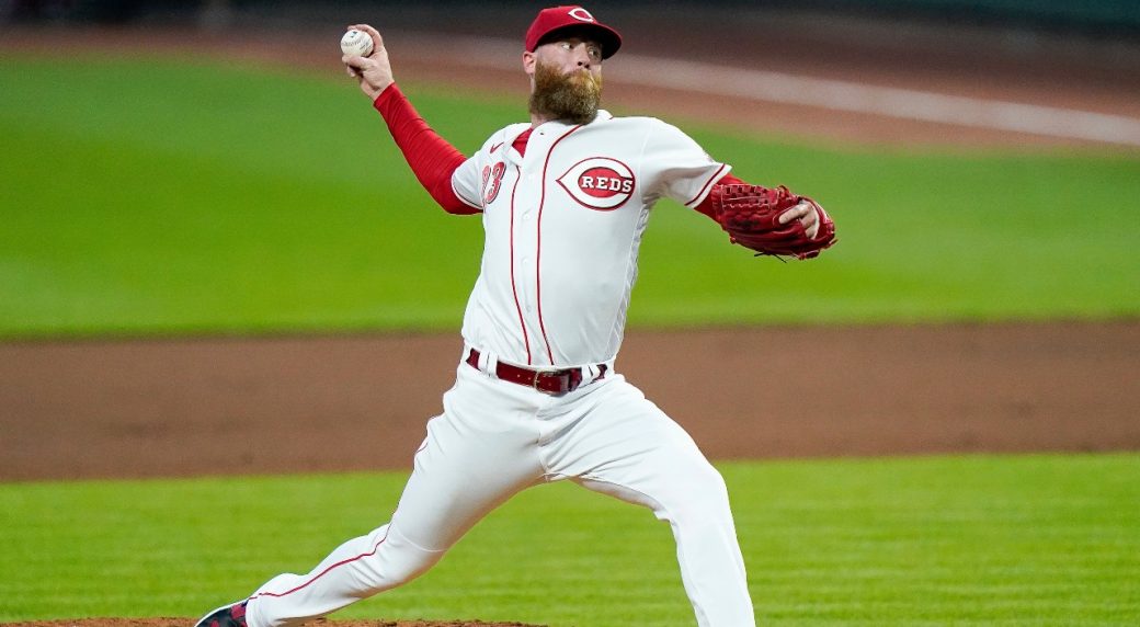 AP source: Phillies agree to one-year, $6M deal with Bradley