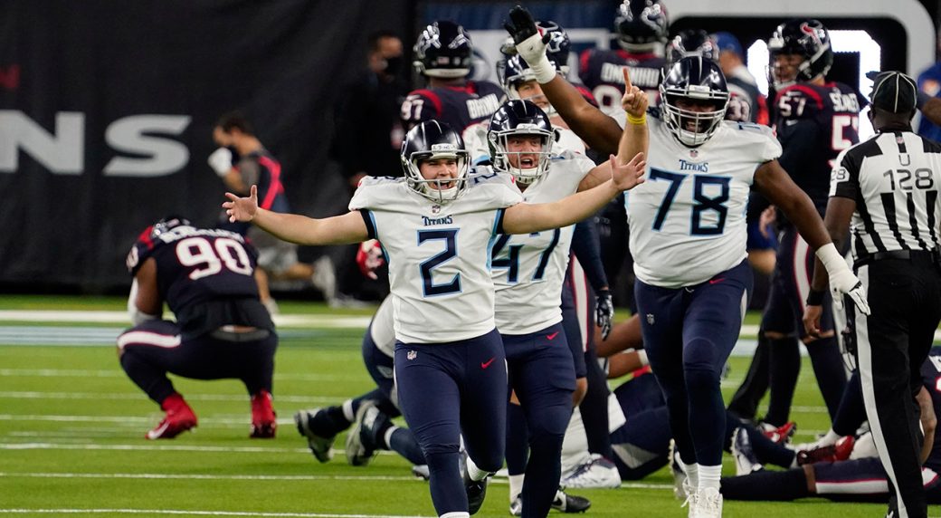 Titans win thriller over Texans to clinch AFC South title