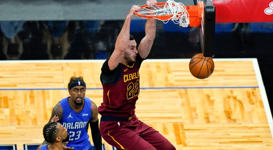 Cavaliers' Nance to miss four to six weeks with fractured finger