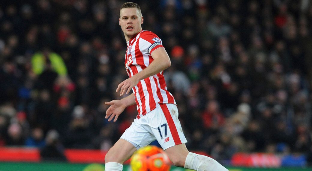 Defender Ryan Shawcross signs with Beckham's Inter Miami