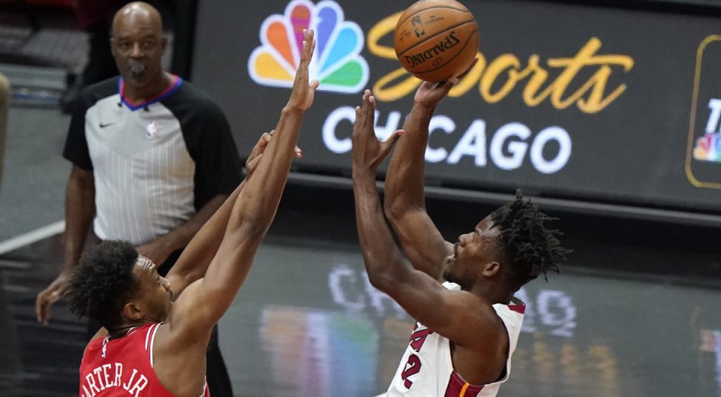 Butler scores 28, Dragic adds 25 as Heat handle LaVine led Bulls