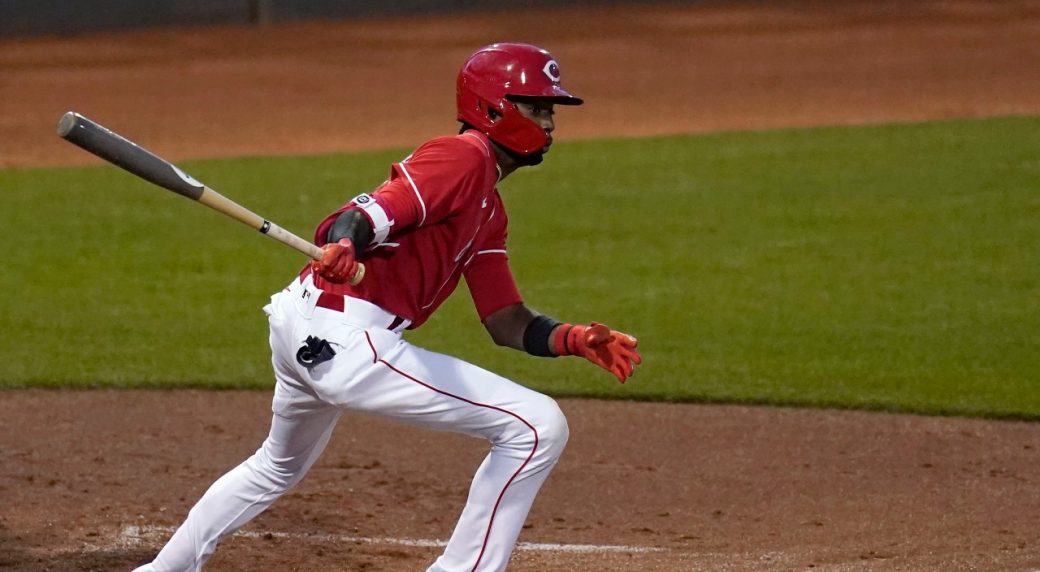 Reds release former NL batting champ Strange-Gordon