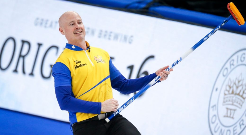 Koe beats Gushue to hand defending champs first loss at the Brier