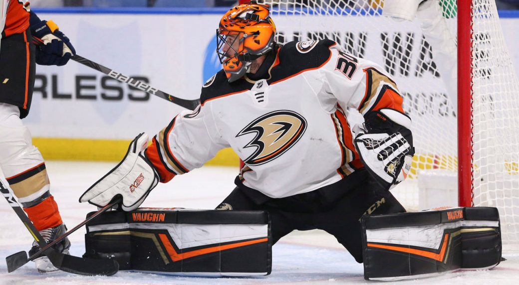 Ducks' Ryan Miller announces he will retire at conclusion of season