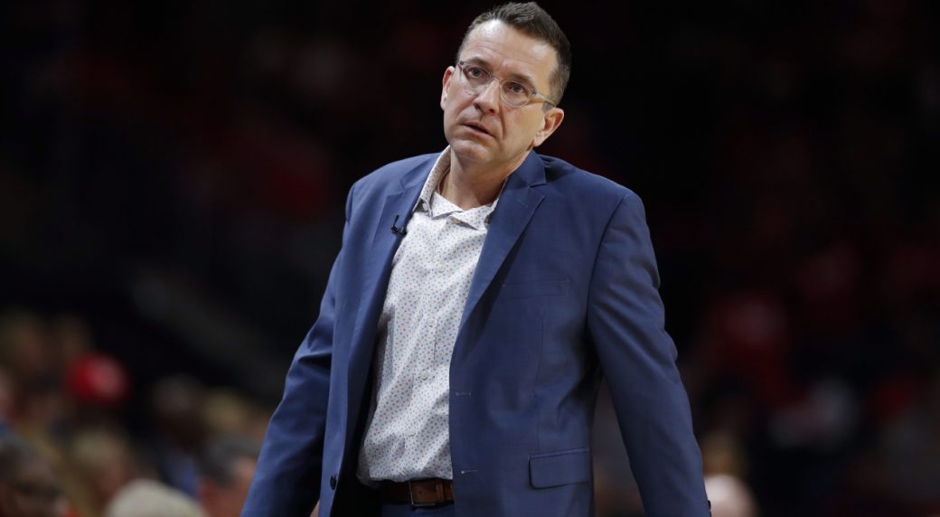 Connecticut Sun coach suspended for comment about player's weight