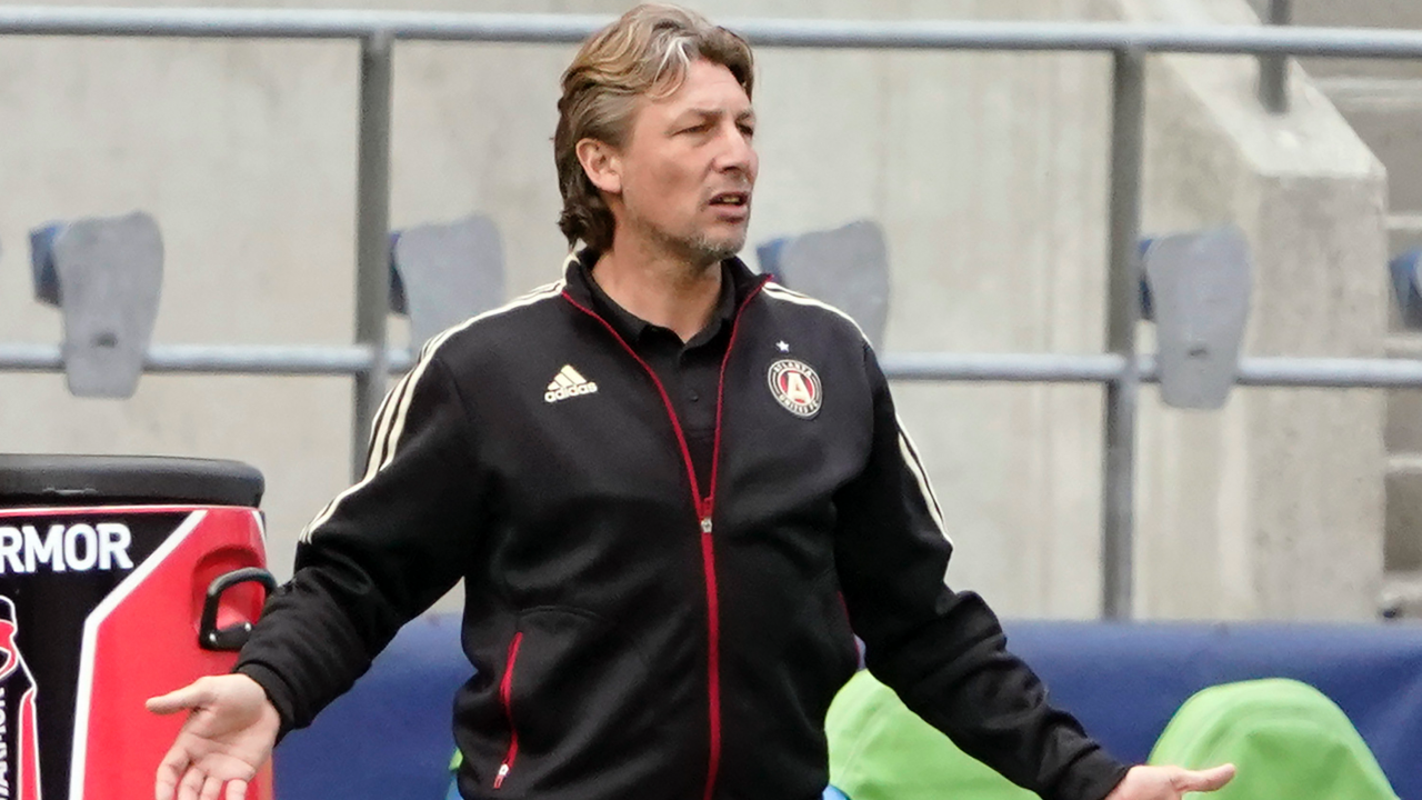 Atlanta United fires coach Heinze after disappointing start - Sportsnet.ca