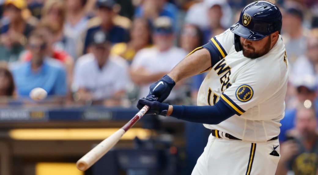 Rowdy Tellez hits fifth home run since trade, helps Brewers beat Pirates
