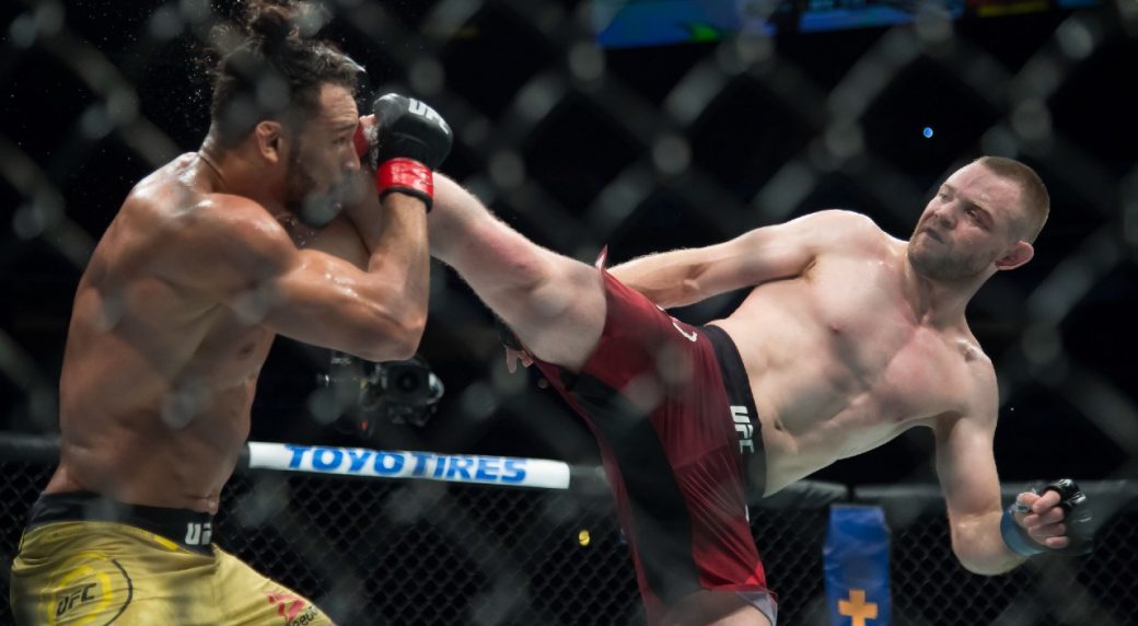 Canadian featherweight Connelly to fight Amirkhani at UFC 267