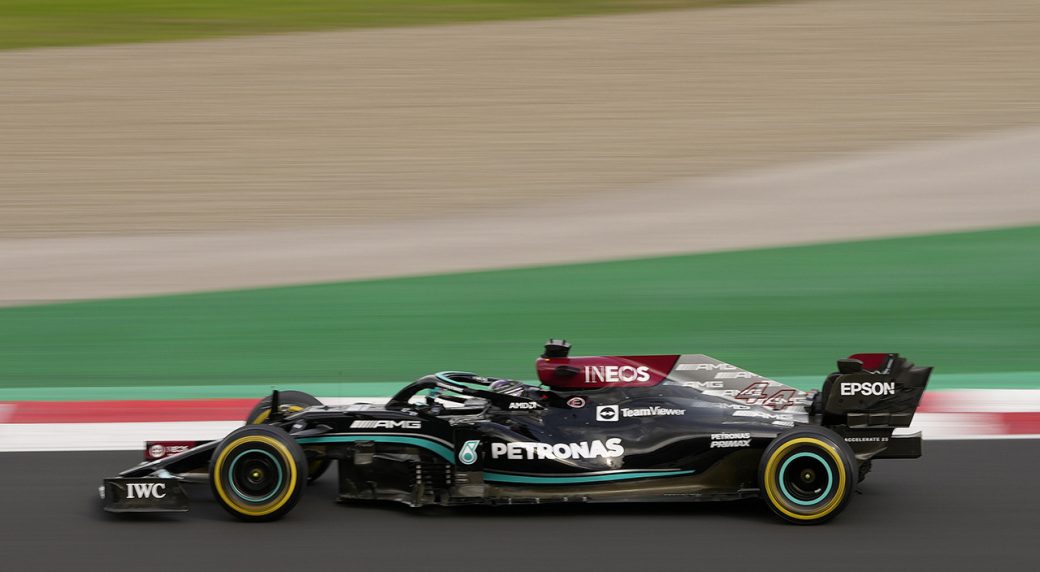 Hamilton mitigates grid penalty with strong qualifying run in Turkey