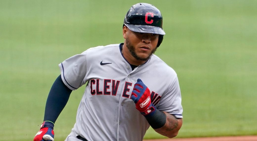 Cubs acquire outfielder Harold Ramirez from Guardians for cash