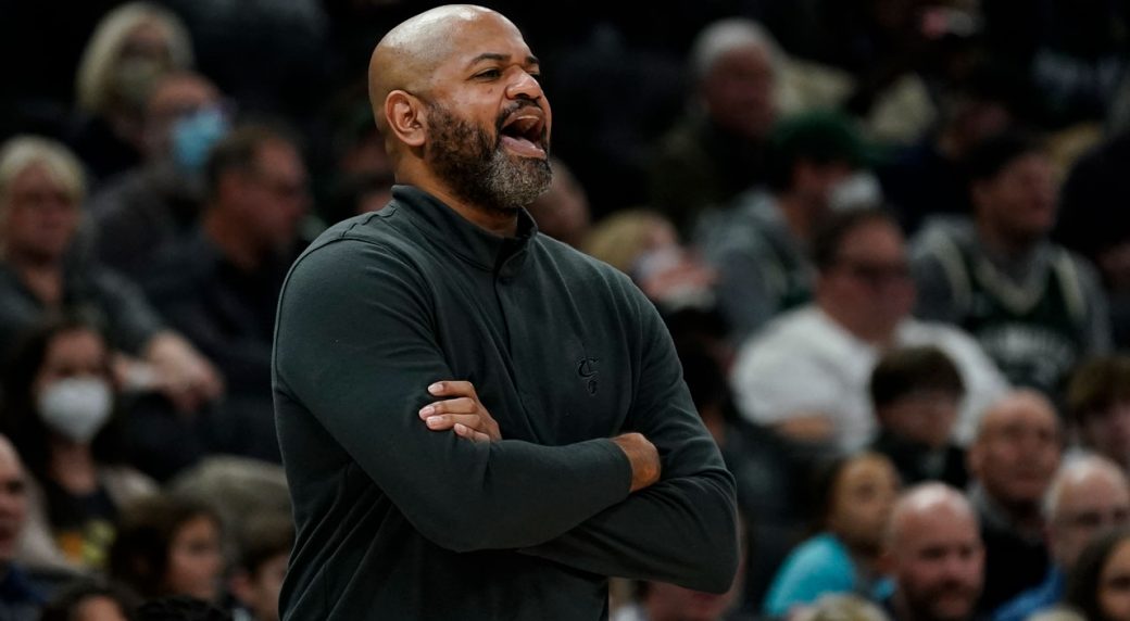 Cavaliers sign coach Bickerstaff to multi-year contract extension