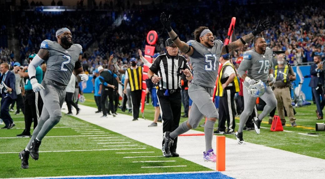 NFL Sunday Roundup: Lions finally win, Steelers edge Ravens in thriller