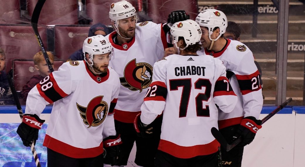Senators score eight to beat Panthers and extend hot stretch