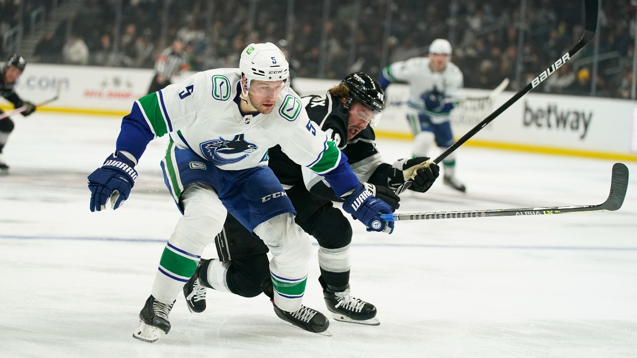 Canucks' Tucker Poolman exits vs. Golden Knights with upper-body injury ...