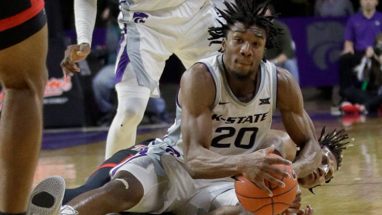 Grizzlies sign former CEBL player Xavier Sneed to 10-day hardship ...