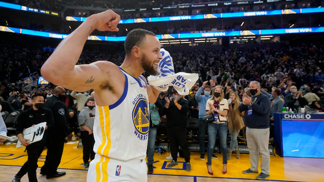Curry's first winning buzzer-beater propels Warriors over Rockets - Sportsnet.ca