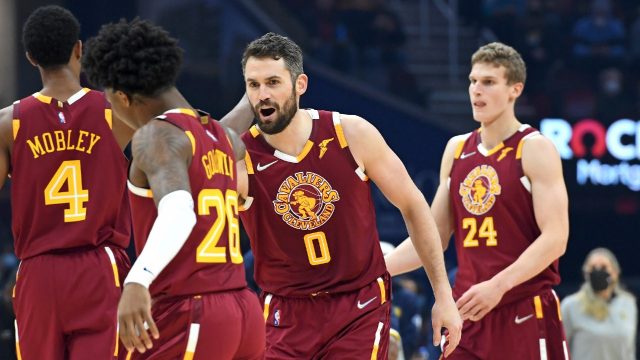 Cavaliers promote Mike Gansey to general manager in front office ...