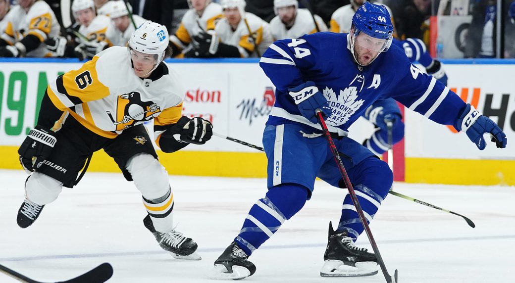 With solo dash up ice, Morgan Rielly goes full Bobby Orr for Maple Leafs