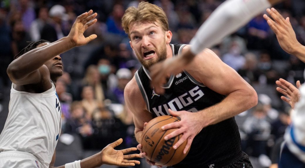 Sabonis has double-double in debut to lead Kings past Timberwolves