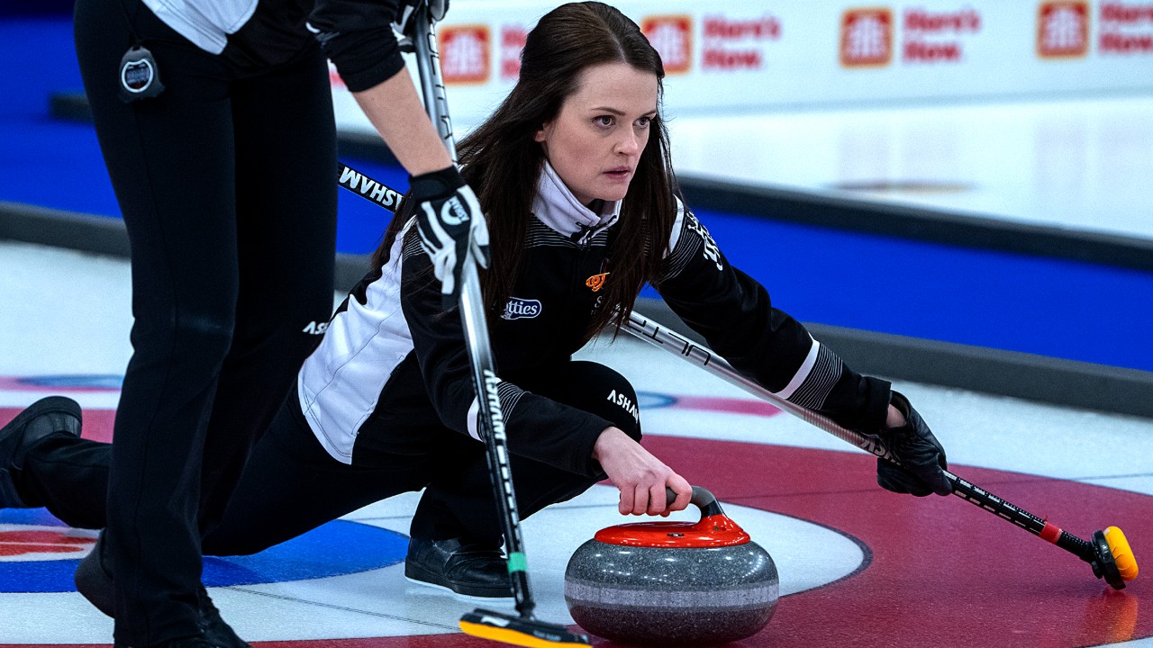 Tracy Fleury returns from COVID-19 isolation to post win at Scotties ...