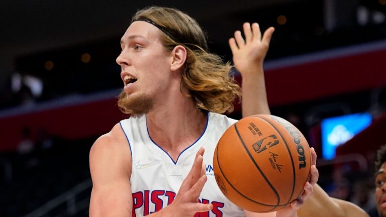Kelly Olynyk's buzzer-beater in OT ends Pistons' skid vs. Hornets ...