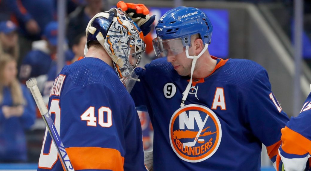 Bailey scores twice, Trotz reaches 900 wins as Islanders top Jets