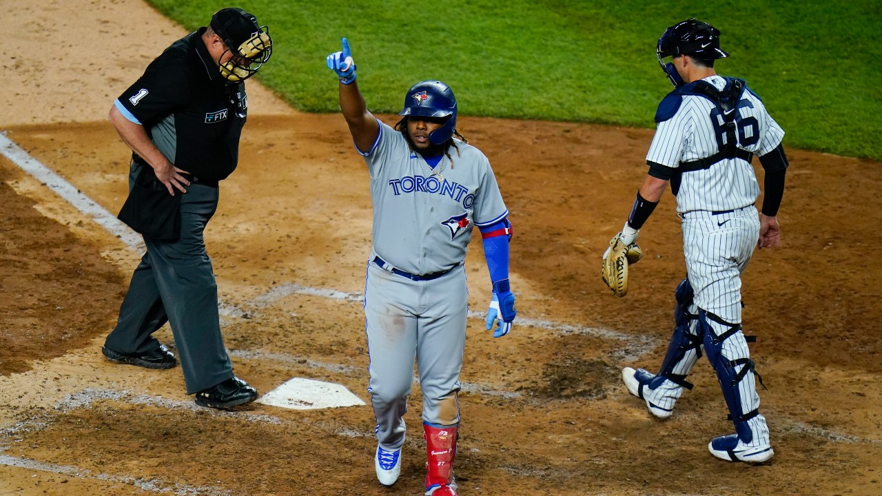 Bloodied Guerrero Jr. lights up Big Apple with ‘otherworldly’ performance