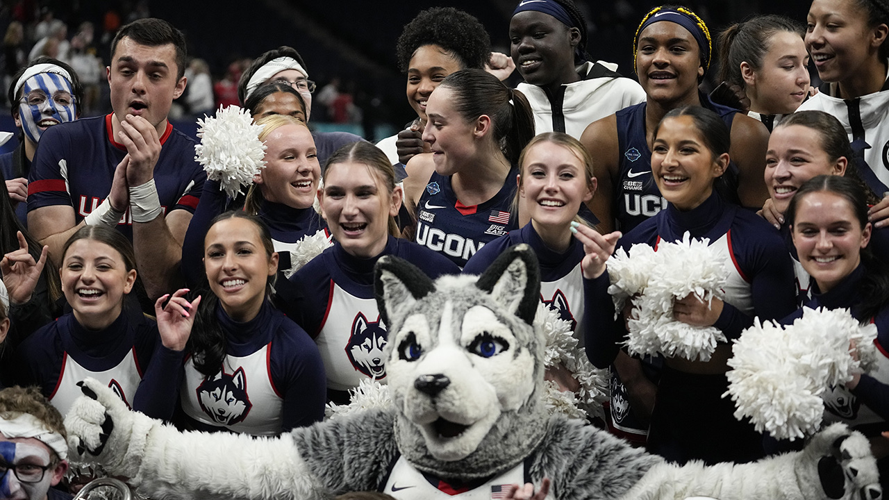 UConn defeats Stanford, returns to NCAA title game for first time since ...