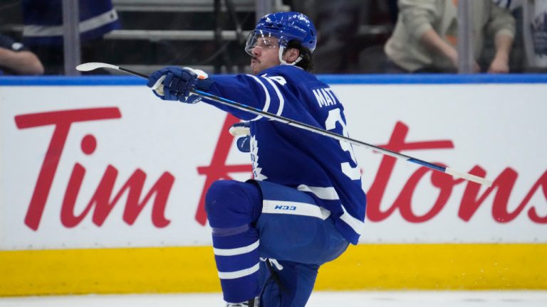 Maple Leafs' Auston Matthews records career point No. 500 vs. Blues ...