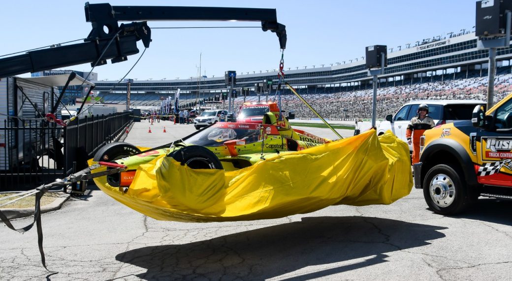Canada's Devlin DeFrancesco receives grid penalty for Texas crash