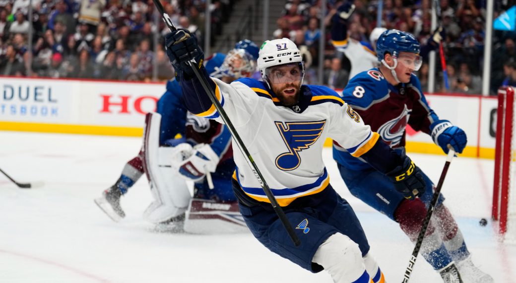 Perron scores twice, Blues even series with win over Avalanche