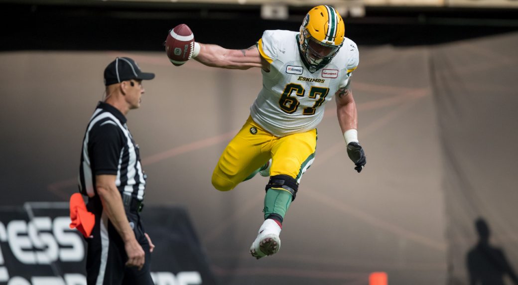 Tiger-Cats acquire veteran offensive lineman Colin Kelly from Elks