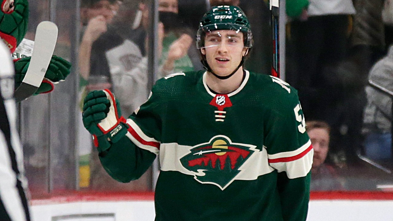 Wild re-sign forward Connor Dewar to two-year, $1.6M contract ...
