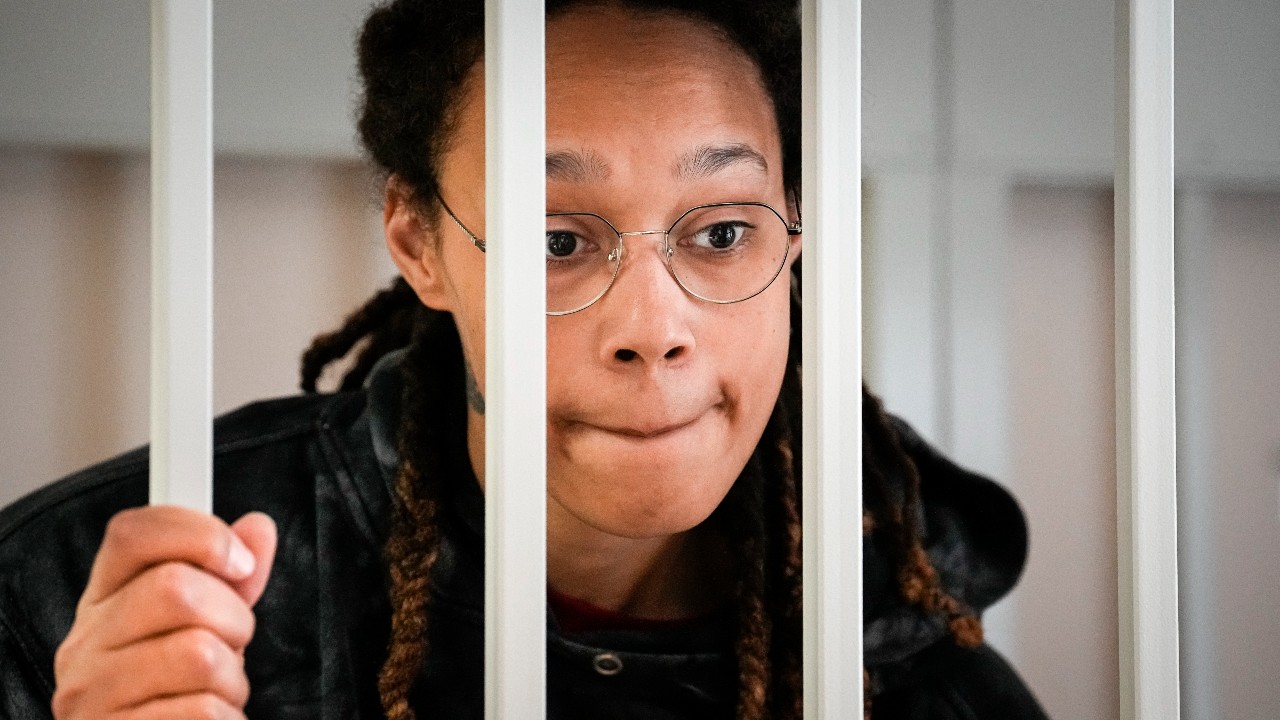 U.S. makes offer to Russia to bring Griner home, as WNBA star testifies ...