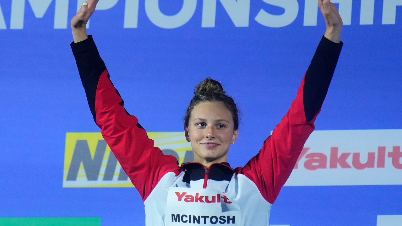 World champion swimmer Summer McIntosh withdraws from 200 at ...