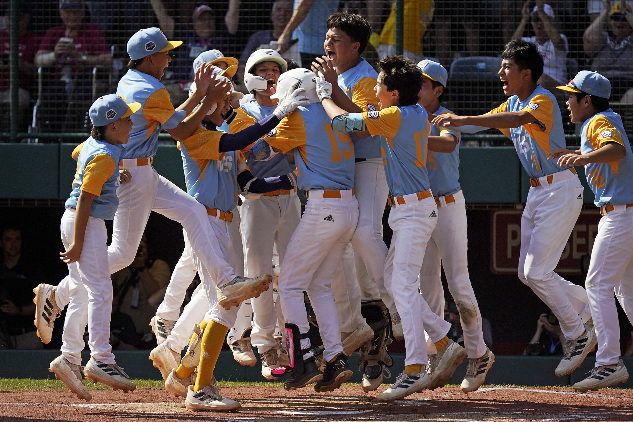 Hawaii wins Little League title with victory over Curacao - Sportsnet.ca