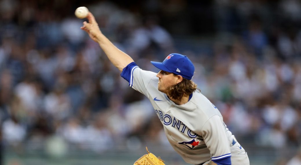 Gausman shuts down Yankees, Blue Jays win third in a row