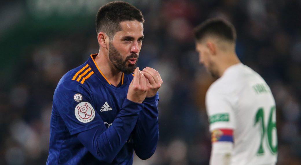 Sevilla set to sign former Spain and Real Madrid midfielder Isco