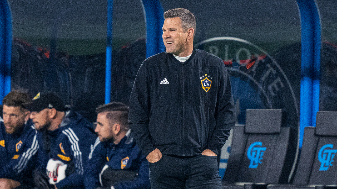 Toronto FC eyes key victory in clash with Galaxy, former coach Greg ...