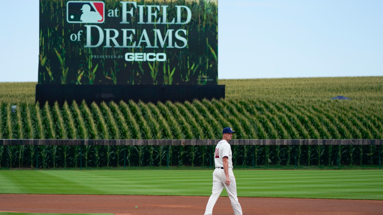 MLB heads back to Field of Dreams in 2026 as Twins host Phillies ...