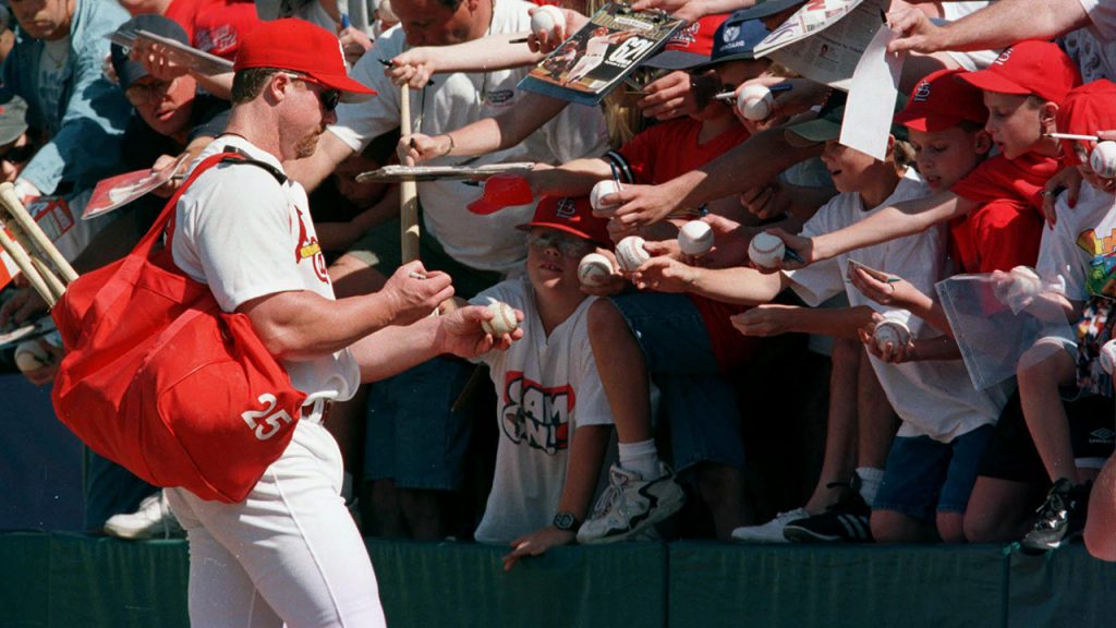 The story behind Phil Ozersky catching Mark McGwire’s 70th home run ...