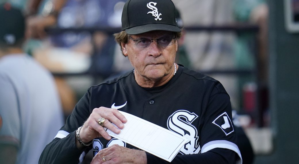 White Sox say La Russa will not return to dugout this season